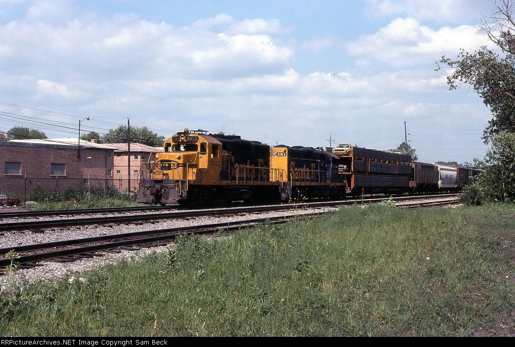 ATSF 3023 and 3163